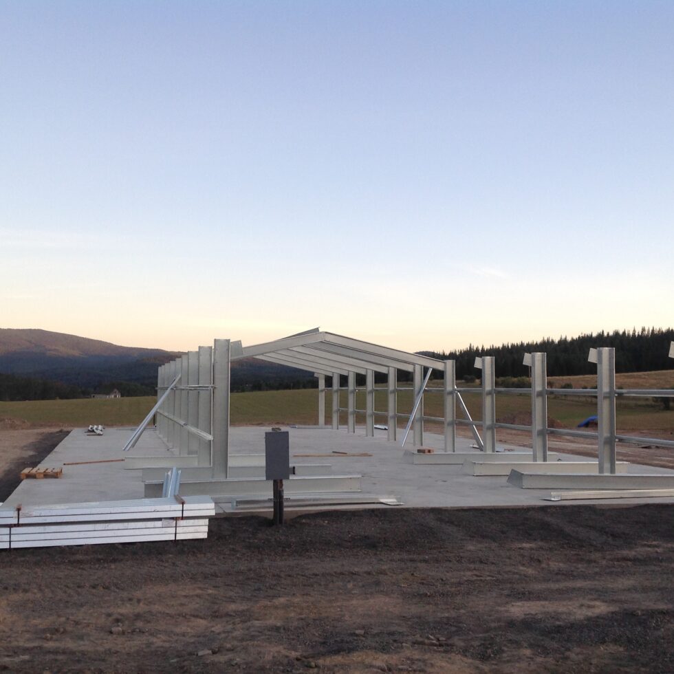 Step-by-Step Guide: How to Build a Barndominium